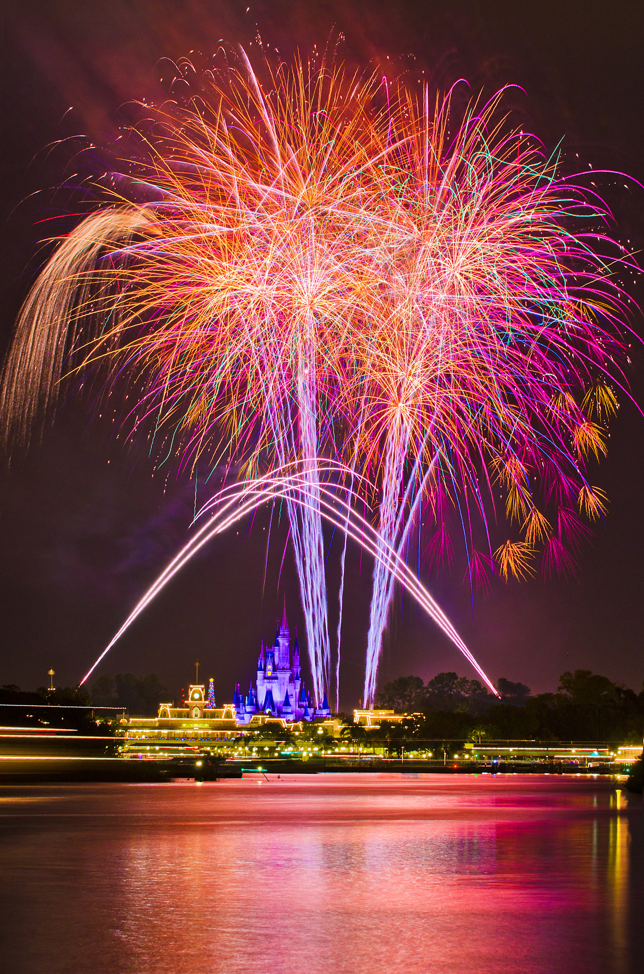 Lazy Sunday - Disney Fireworks Photos! - Disney Tourist Blog
