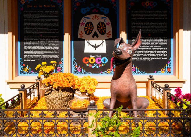 Halloween at Disneyland 2026 Ultimate Guide - Disney Tourist Blog