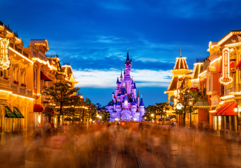Best Disneyland Paris Attractions & Ride Guide - Disney Tourist Blog