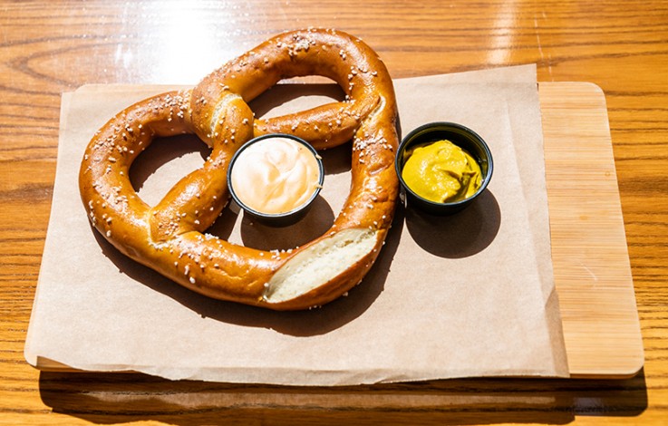 BaseLine Tap House Review - Disney Tourist Blog