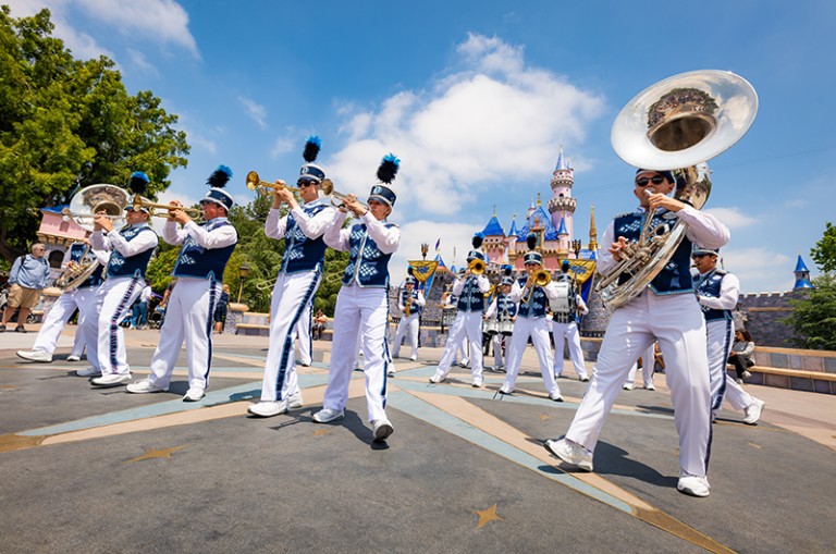 March 2026 Disneyland Crowd Calendar - Disney Tourist Blog