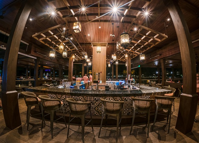 Three Bridges Bar & Grill Review - Disney Tourist Blog