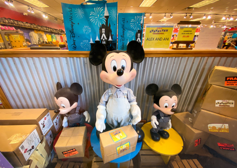 How to Shop Disney Character Warehouse Outlets for Discount Merchandise ...