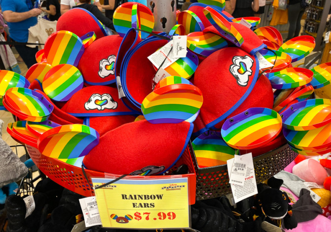 How to Shop Disney Character Warehouse Outlets for Discount Merchandise ...