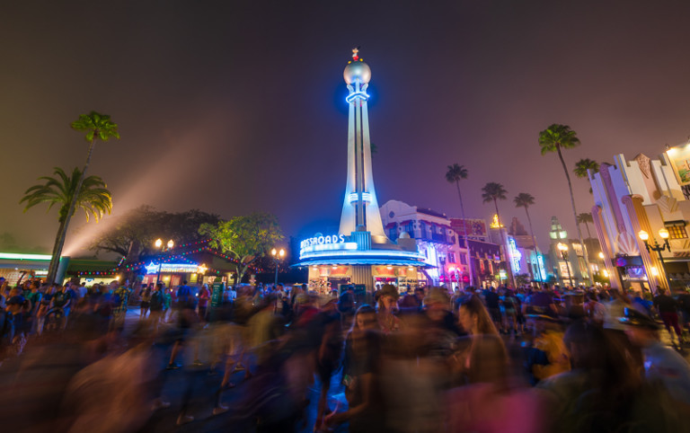 Peak Crowds in Winter "Off-Season" at Disney World - Disney Tourist Blog