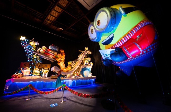 Universal Studios Florida Christmas Report: Small Crowds & Giant ...