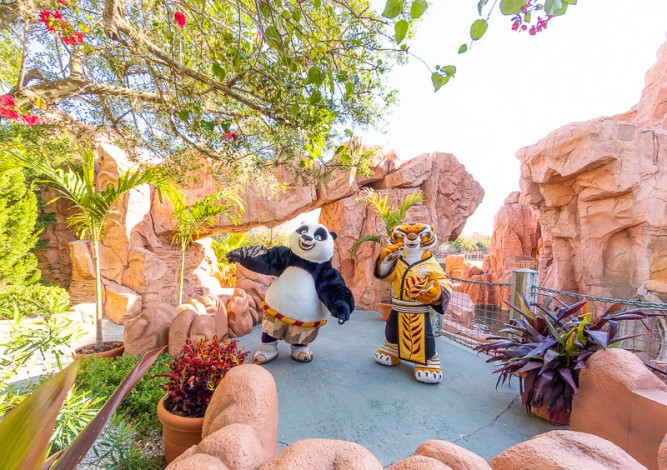 DreamWorks Land at Universal Orlando Sneak Peek: Shrek, Kung Fu Panda ...