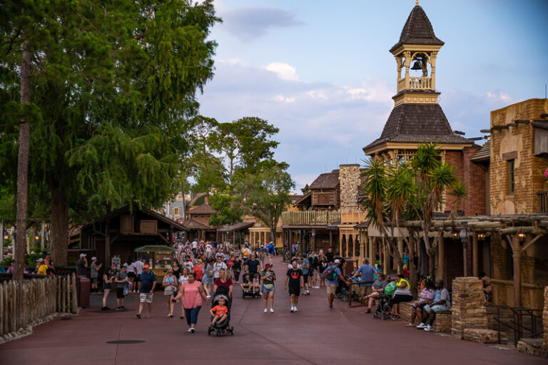 Magic Kingdom Summer Kickoff Crowd Report - Disney Tourist Blog