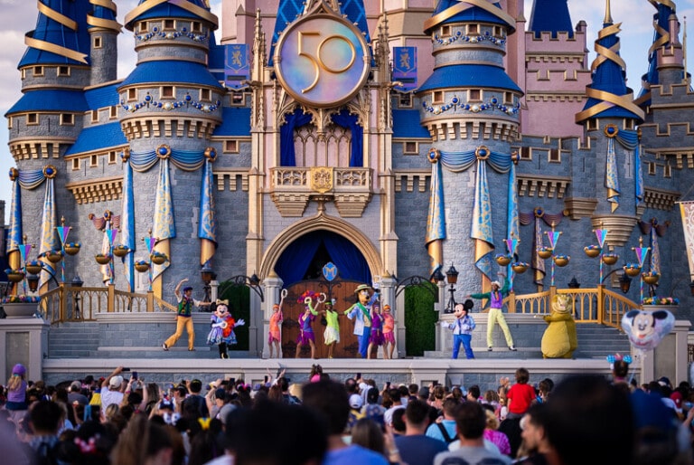 Mickey's Magical Friendship Faire 50th Anniversary Stage Show Photos ...