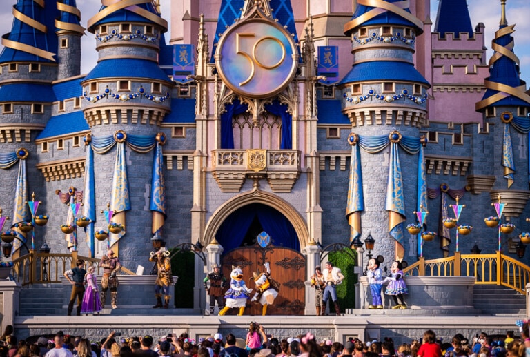 Mickey's Magical Friendship Faire 50th Anniversary Stage Show Photos ...