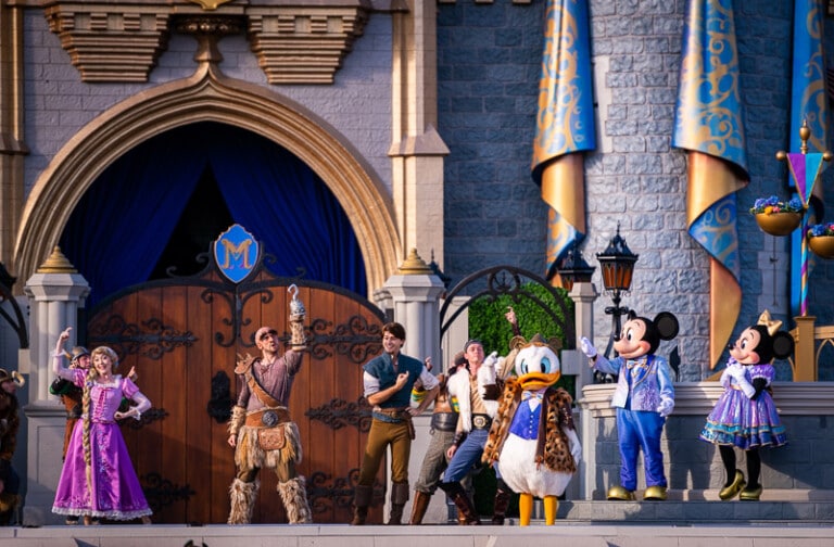 Mickey's Magical Friendship Faire 50th Anniversary Stage Show Photos ...