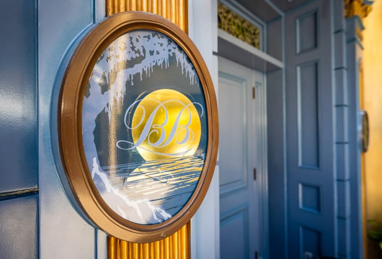 Blue Bayou Restaurant Review: Dining Inside Pirates of the Caribbean at ...