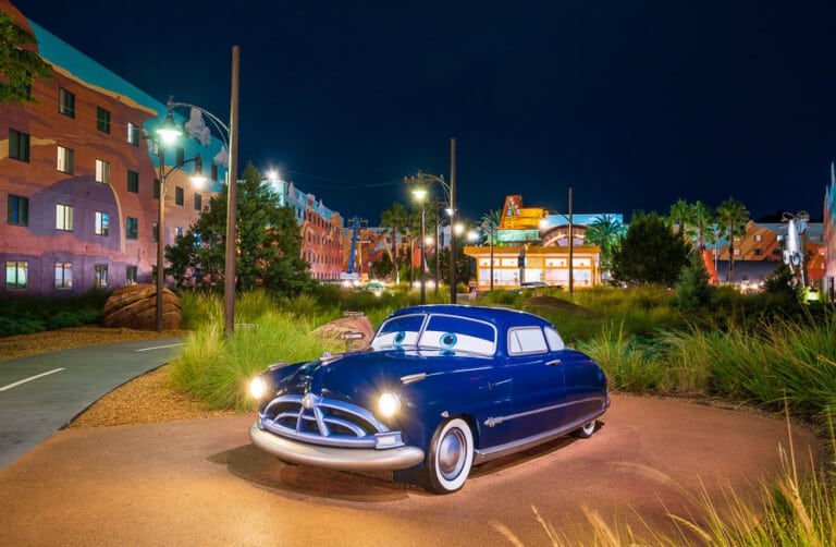 Review, Photos & Video: Cars Family Suite at Disney's Art of Animation ...