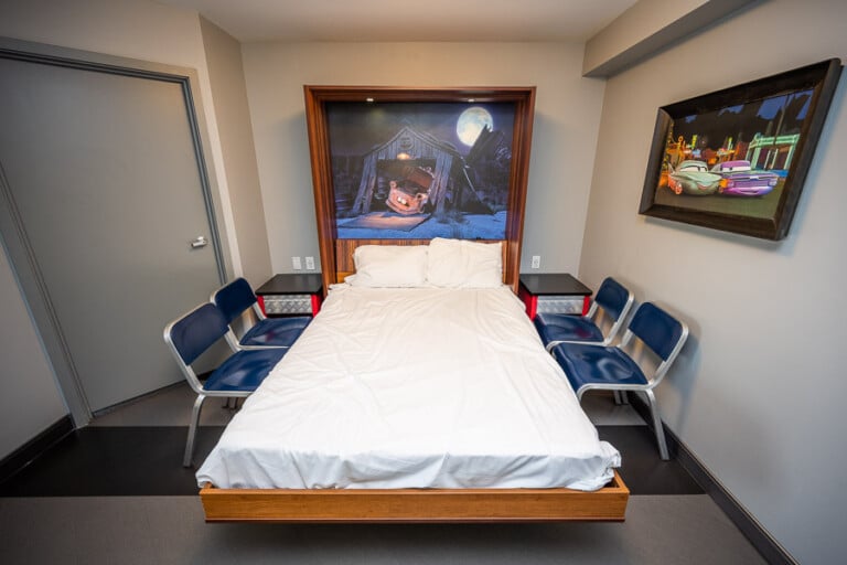 Review, Photos & Video: Cars Family Suite at Disney's Art of Animation ...