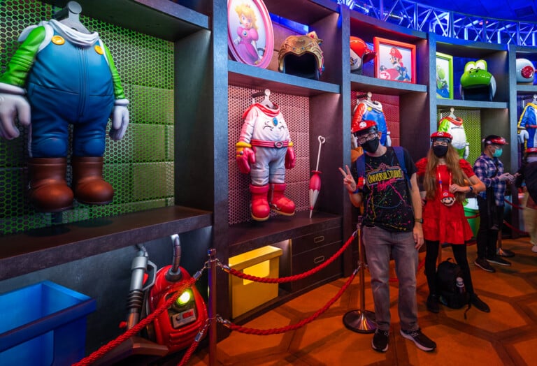 Ride Review: Mario Kart in Super Nintendo World - Disney Tourist Blog