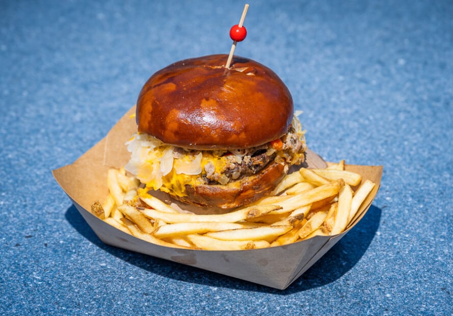 Best & Worst Burgers at Disneyland - Disney Tourist Blog