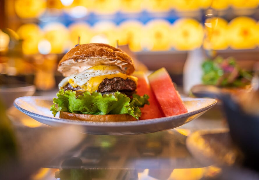 Best & Worst Burgers at Disneyland - Disney Tourist Blog