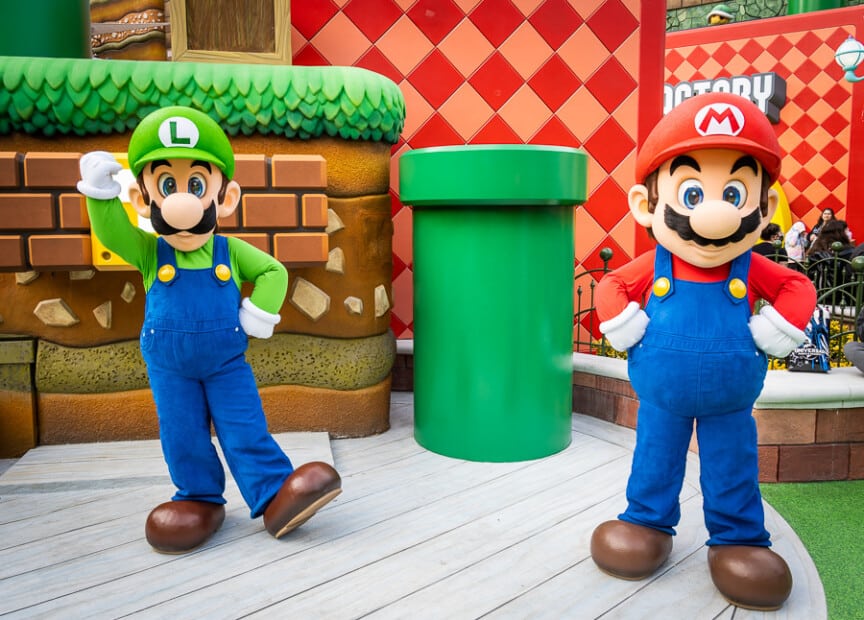 Guide to Super Nintendo World at Universal Studios Hollywood - Disney ...