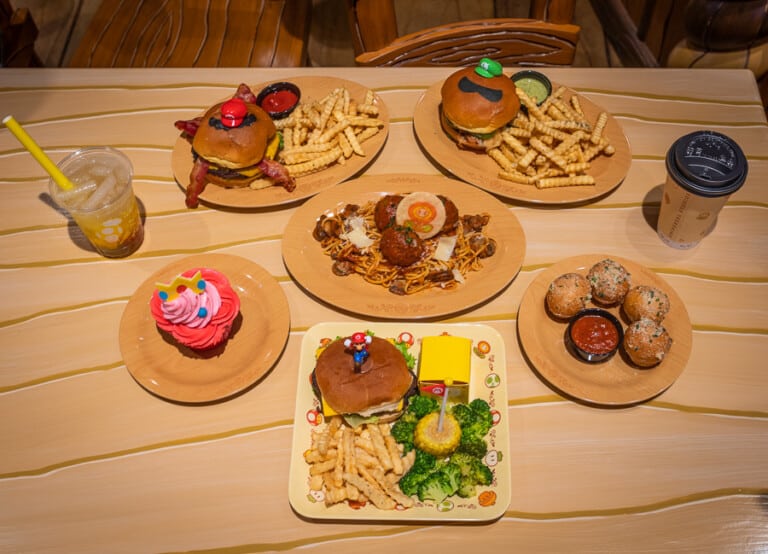 Guide to Super Nintendo World at Universal Studios Hollywood - Disney ...