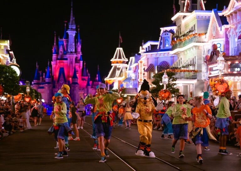 September 2026 at Disney World: Crowd Calendar & Info - Disney Tourist Blog