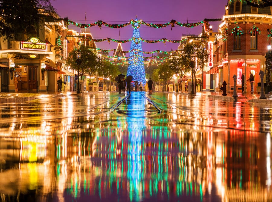 Best & Worst Days of the Week to Do Disneyland & Disney California ...