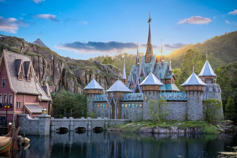 Guide to World of Frozen Land: Opening Date, Rides & Restaurant Details ...