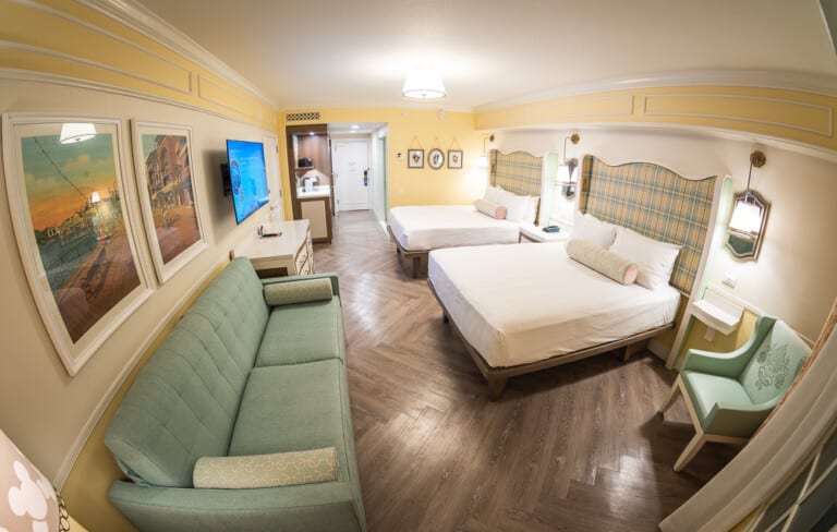 Innkeeper's Club Level at Disney's BoardWalk Resort Review & Photos ...
