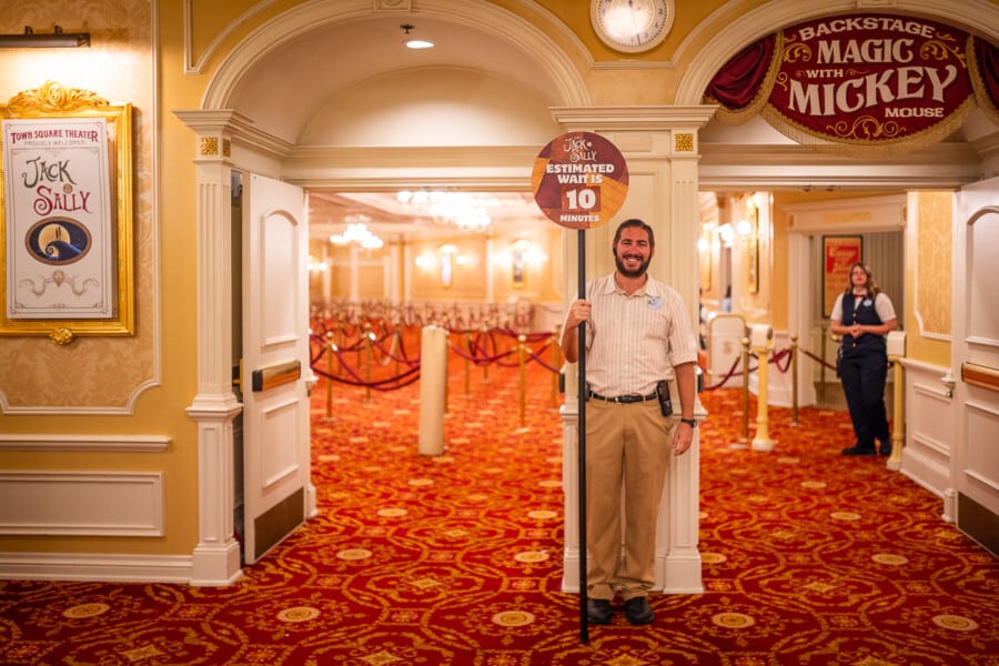 Is Mickey's Very Merry Christmas Party Less Crowded?! - Disney Tourist Blog