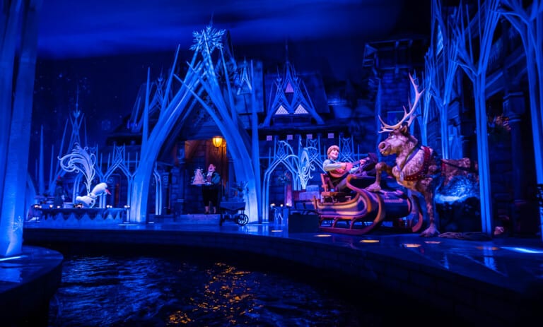 Anna & Elsa's Frozen Journey is One of Disney's Best Rides Ever ...