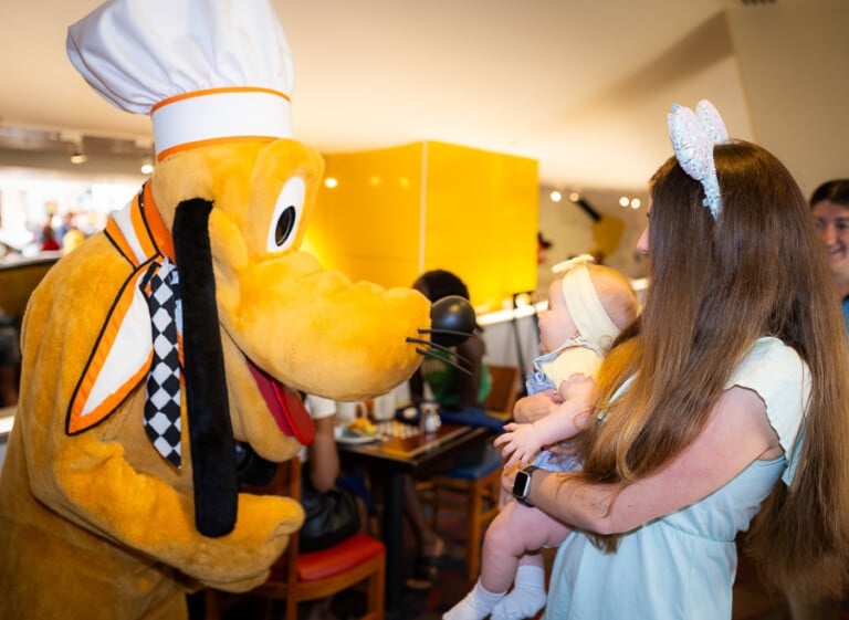Disney World's Most Iconic Character Meal: Awful or Awesome? - Disney ...