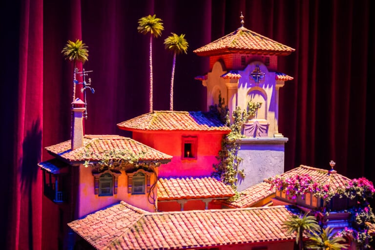 Tropical Americas Model: Indiana Jones Adventure, Encanto Casito ...