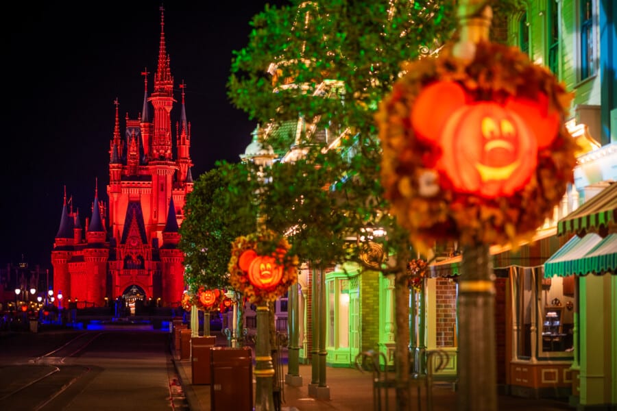 August 2026 at Disney World: Crowd Calendar & Info - Disney Tourist Blog