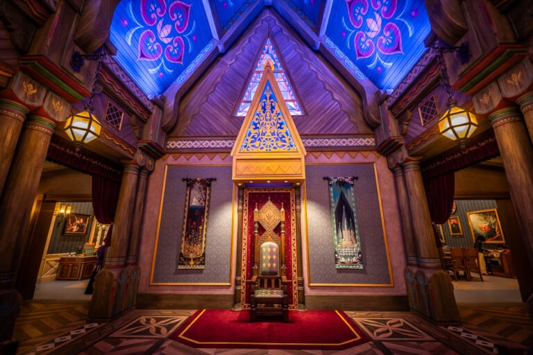 We Ate Inside Arendelle Castle at Disney’s New Frozen Restaurant ...