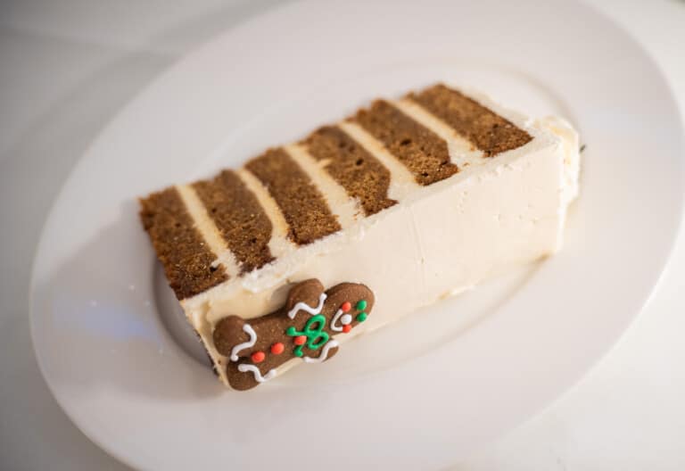 Best Thing About Disney World’s Controversial New Cake Bake Restaurant ...