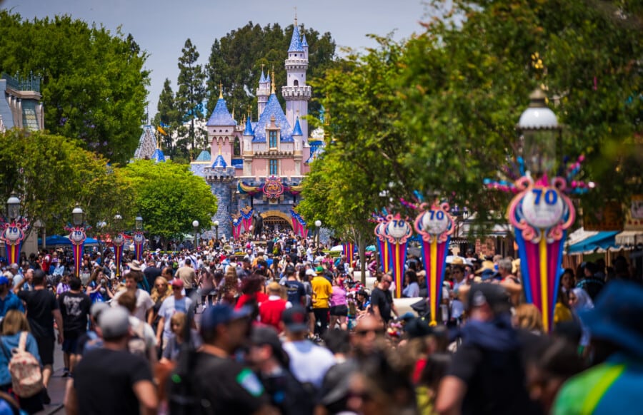 2026 Crowd Calendars for Tokyo Disneyland & DisneySea - Disney Tourist Blog