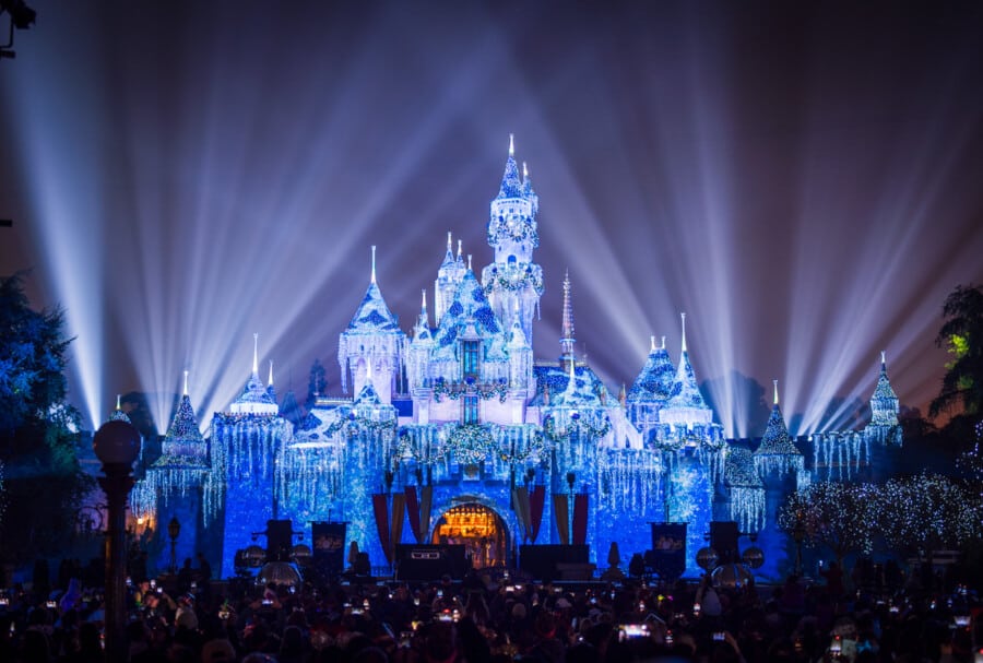 What's New, Pausing & Changing for Christmas 2025 at Disneyland & DCA ...