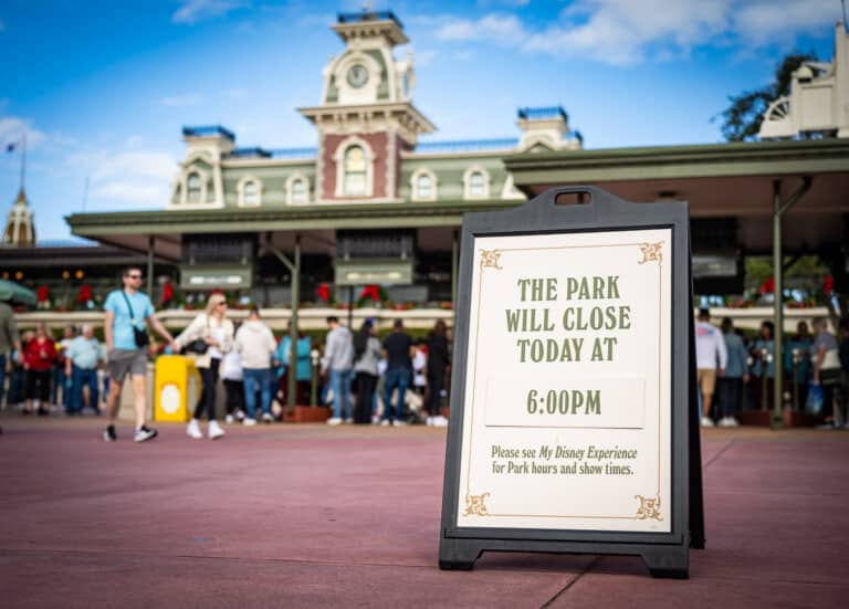 Starlight Schedule Fixed & Magic Kingdom Party Season Hours Extended ...